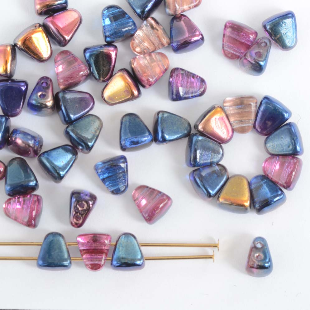 Nib Bit Blue Crystal Magic Blue 00030-95100 Czech Glass Bead x 10g ...