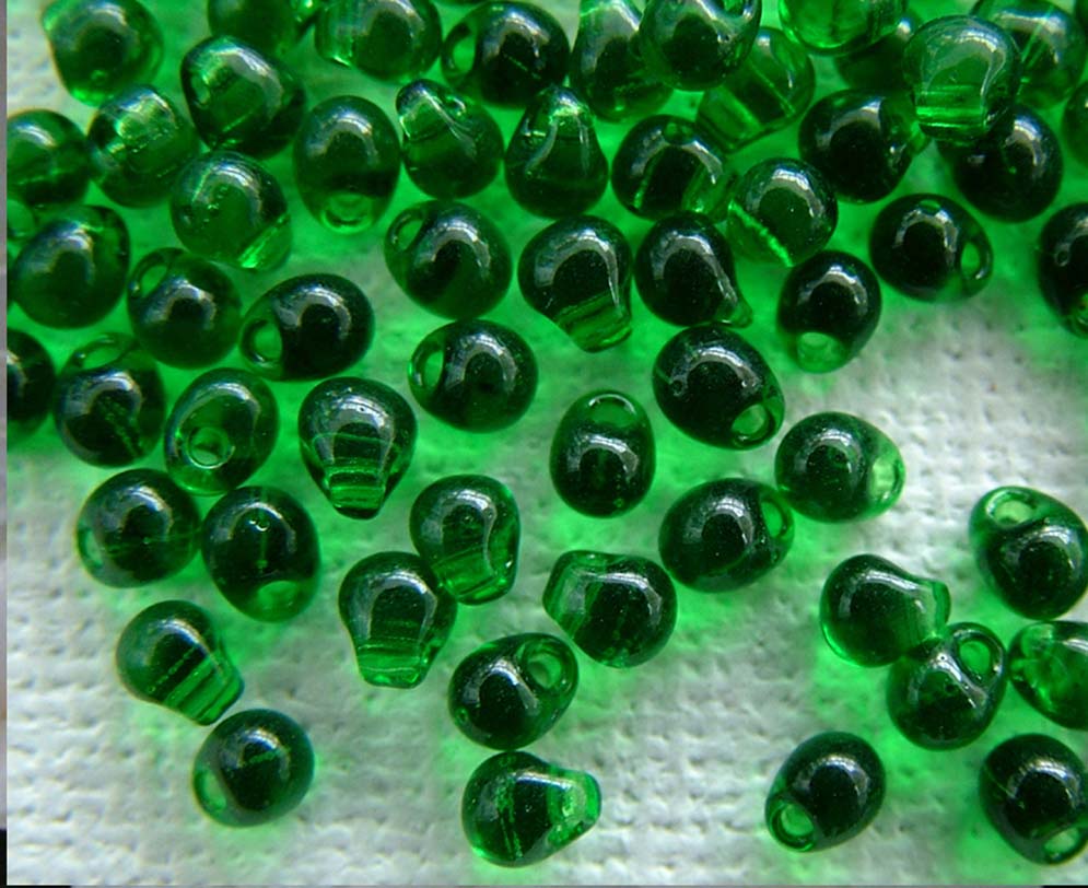 Miyuki Drop Green DP0146 3.4mm 2.8mm Transparent Green Bead 10g ...